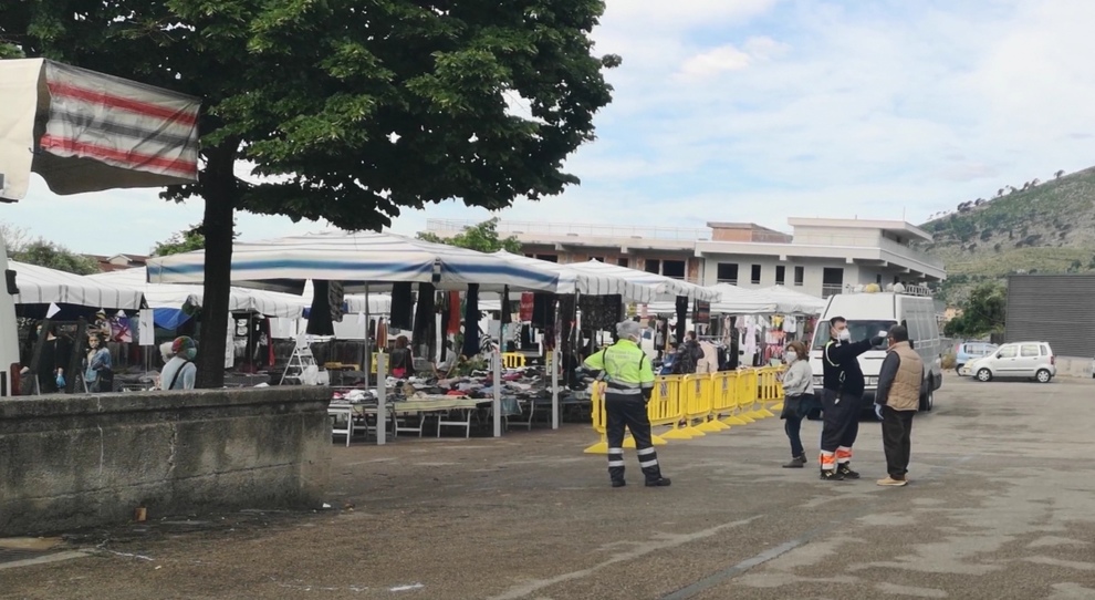 Formia / Mercato settimanale anticipato per Natale e Capodanno | La ...